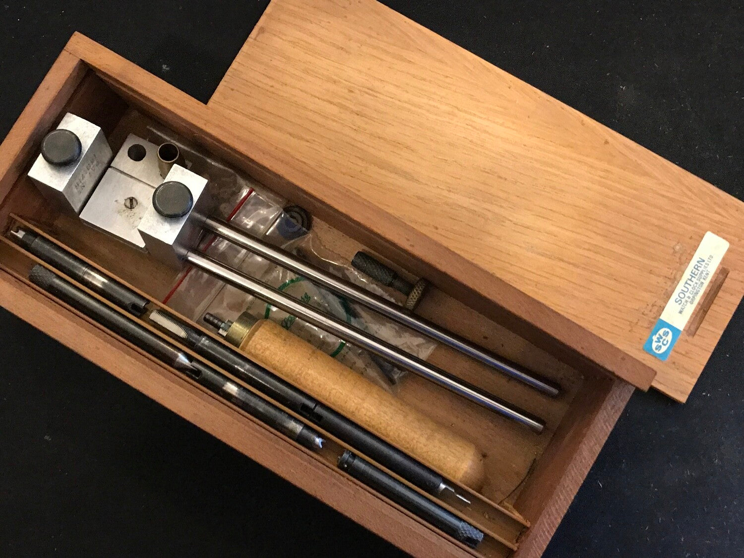 Clockmakers compact bushing tool for threaded bushings - in box ...